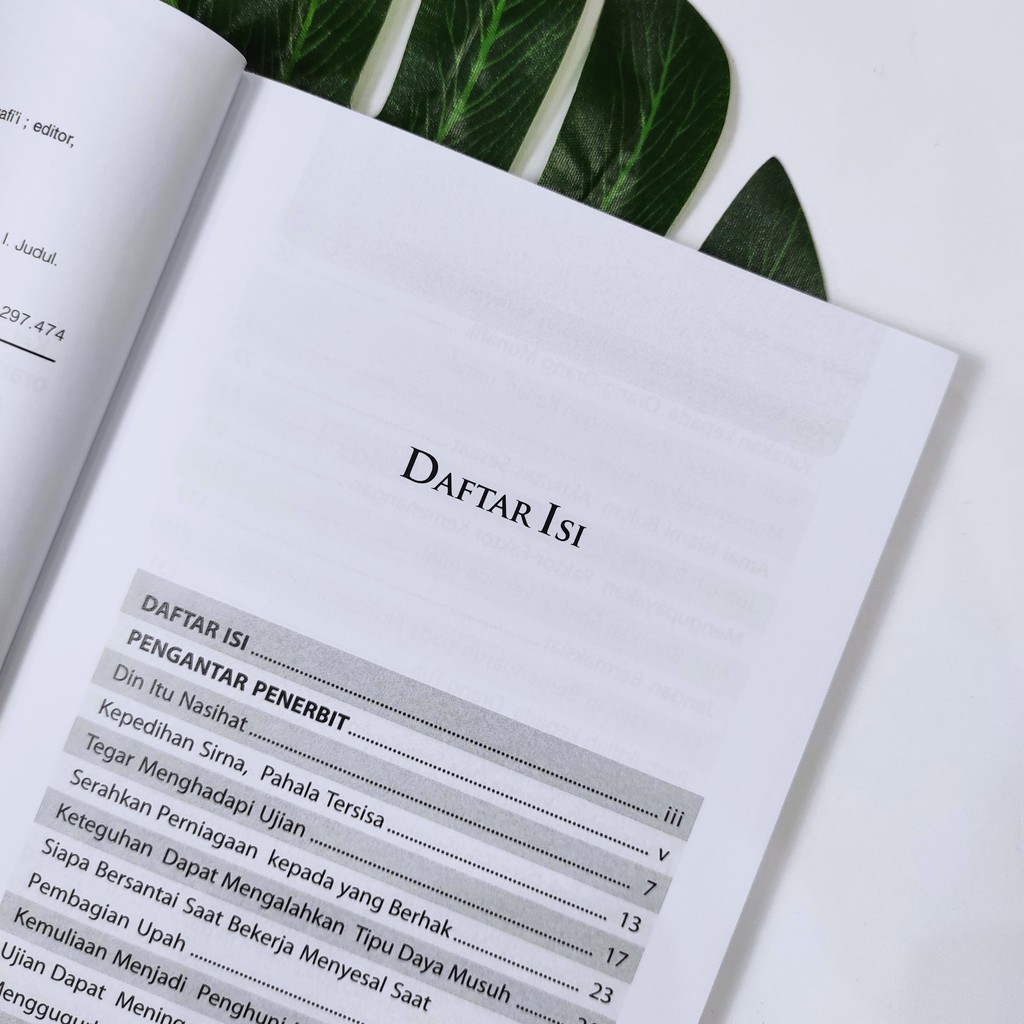 Jual BUKU KEPADA AKTIVIS MUSLIM - Nasihat Untuk Para Aktivis Muslim Supaya Azzam Tidak Lemah ...