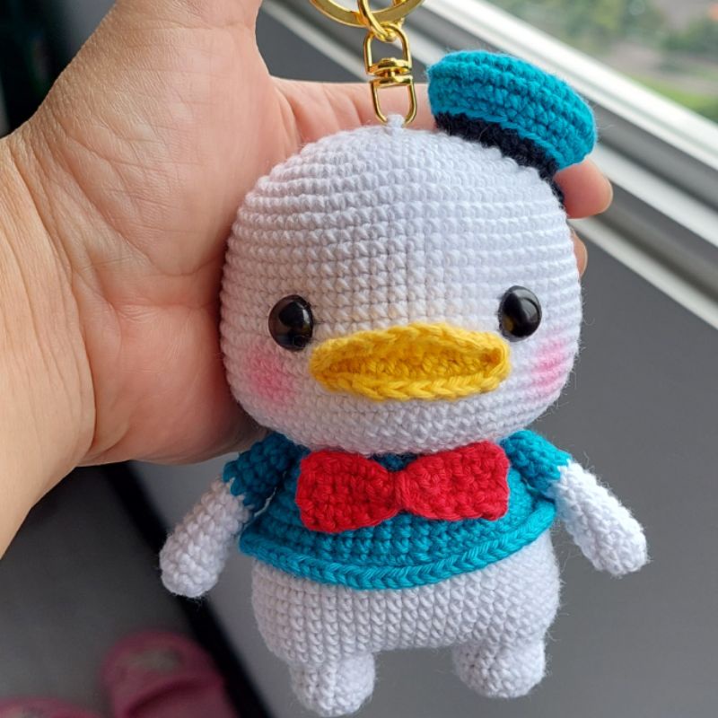 Jual Boneka Rajut Amigurumi Donald duck | Shopee Indonesia