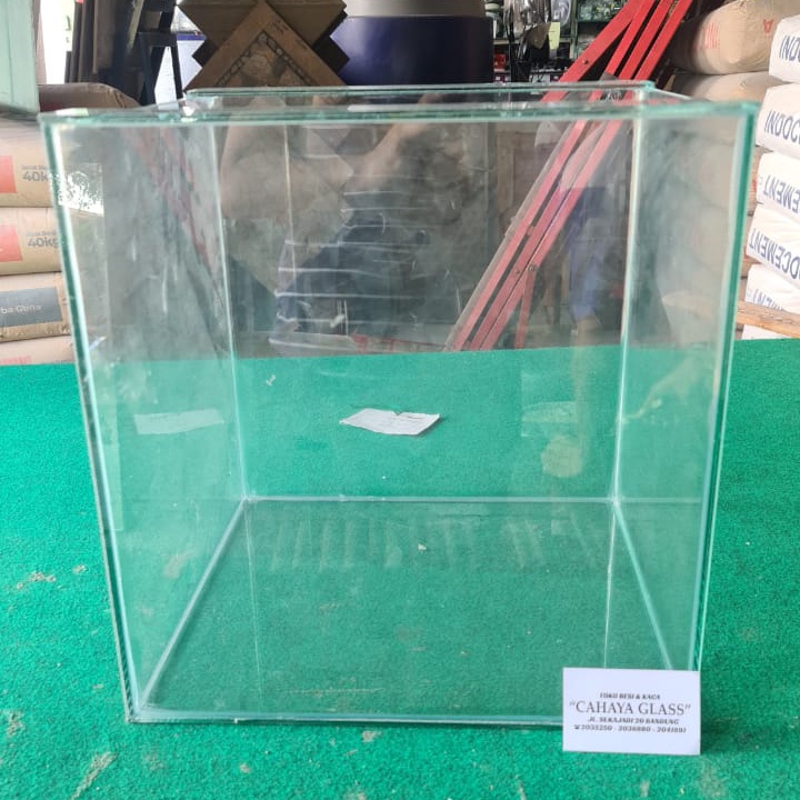 Jual AQUARIUM POLOS UK. 40x40x40 CM (AKUARIUM FISH TANK) | Shopee Indonesia