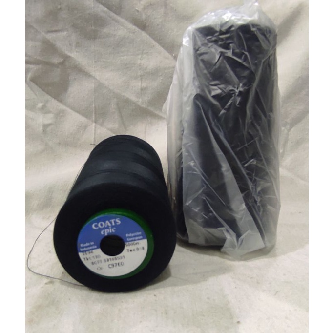 Jual Benang jahit 60/2 warna hitam 5000m sisa garmen | Shopee Indonesia