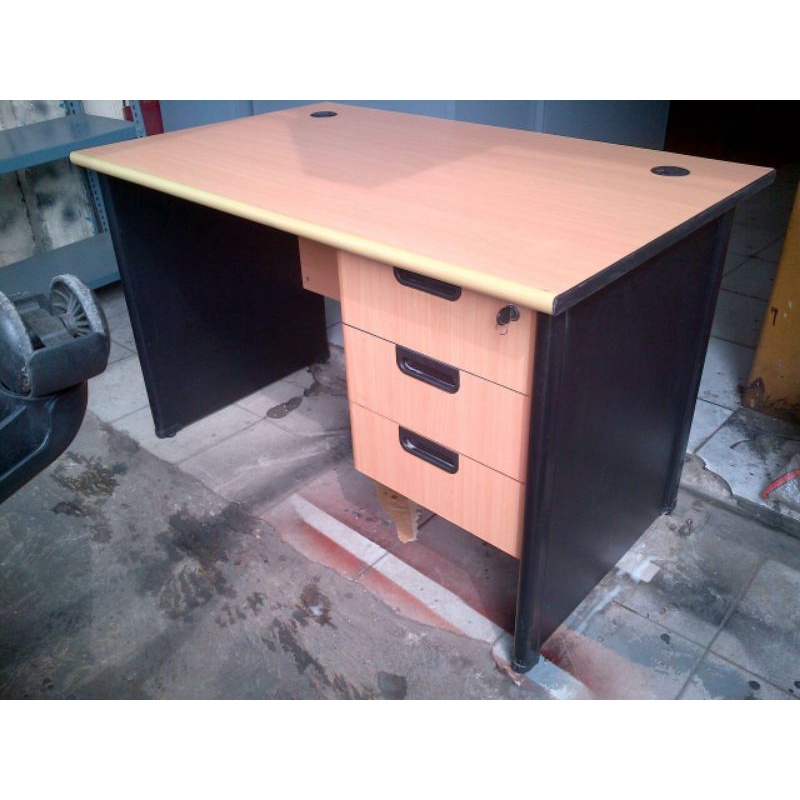 Jual meja uno classic 120x74 termasuk laci gantung 3 drawer meja tulis ...