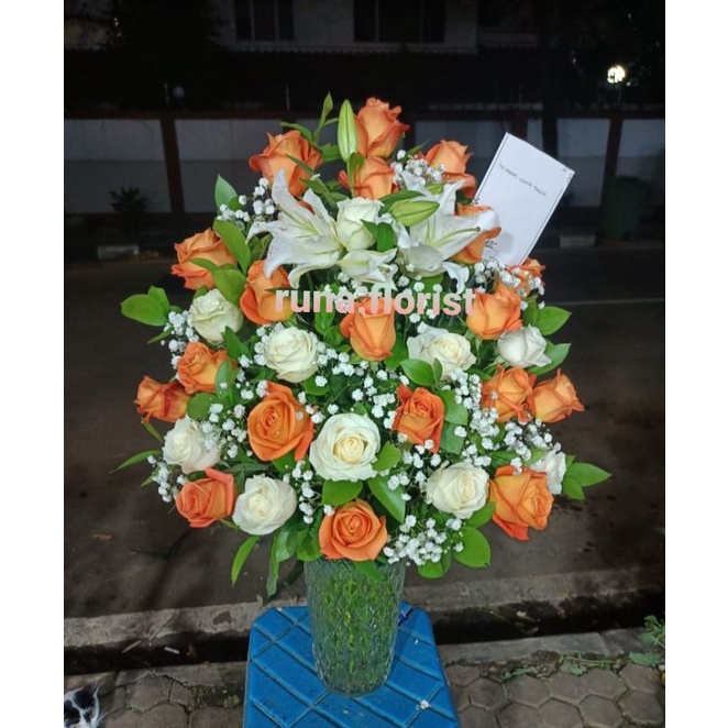 Jual Bunga Meja - Rangkaian Bunga Segar - Bunga Meja Kantor - Bunga ...