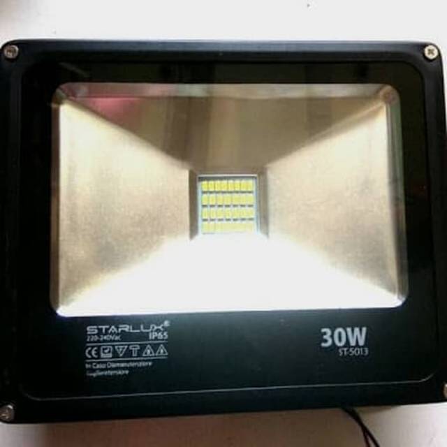 Jual STARLUX Lampu Sorot LED 30 Watt/ Flood Light Anti Air | Shopee Indonesia