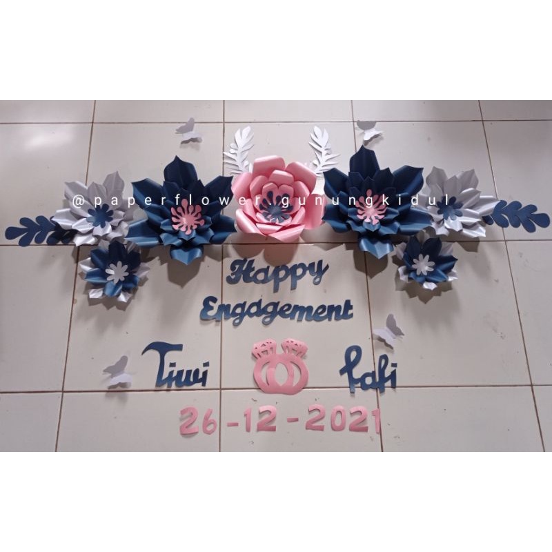 Jual READY Paper flower murah / Dekorasi simple engagement ...