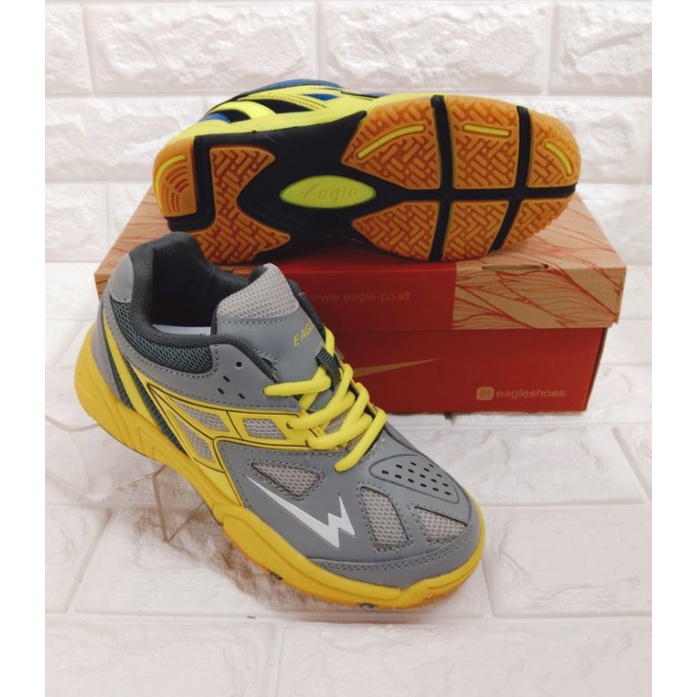 Jual SEPATU SPORT BADMINTON/VOLLEY ANAK EAGLE FLYINGCLOW JR TERBARU ...