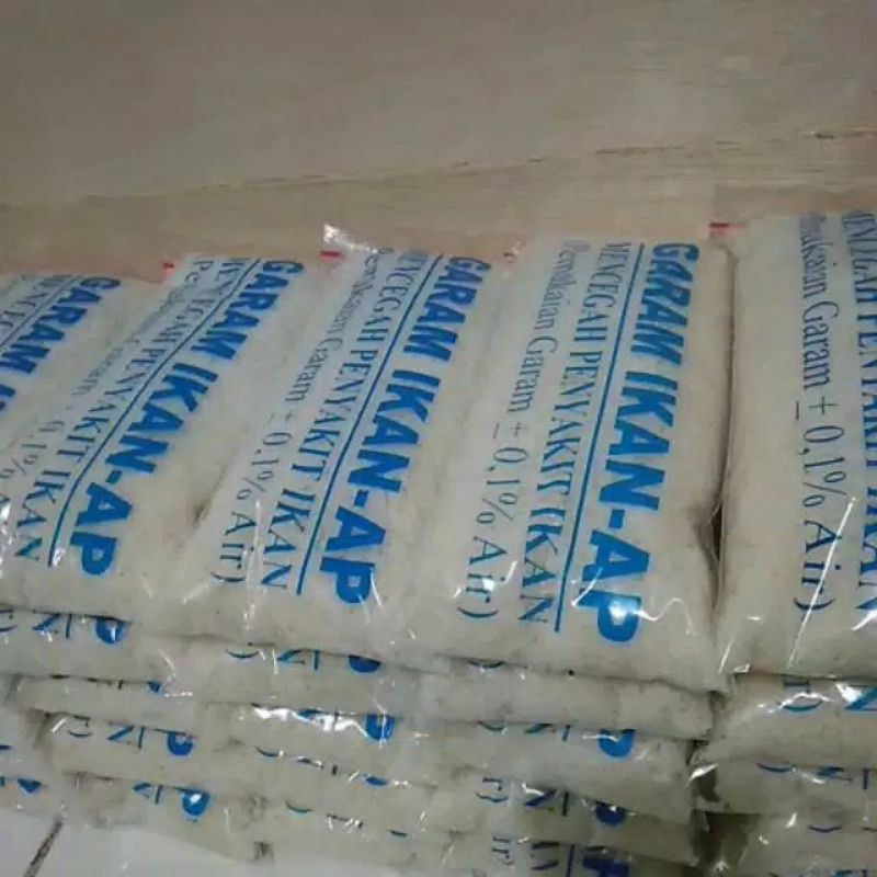 Jual garam ikan 500gr garam obat ikan hias garam krosok garam non ...