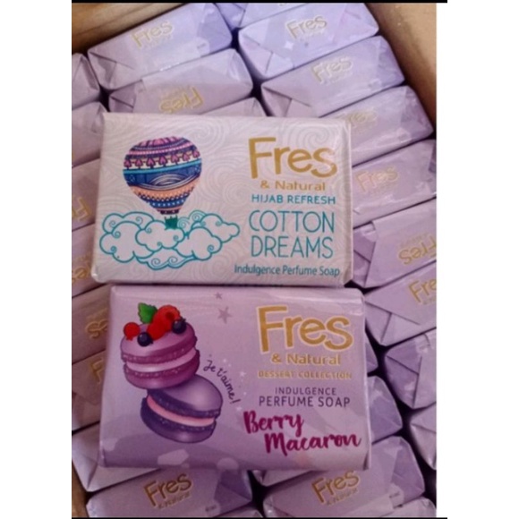 Jual FRES & NATURAL SABUN BATANG KEMSAN BARU 76GR | Shopee Indonesia