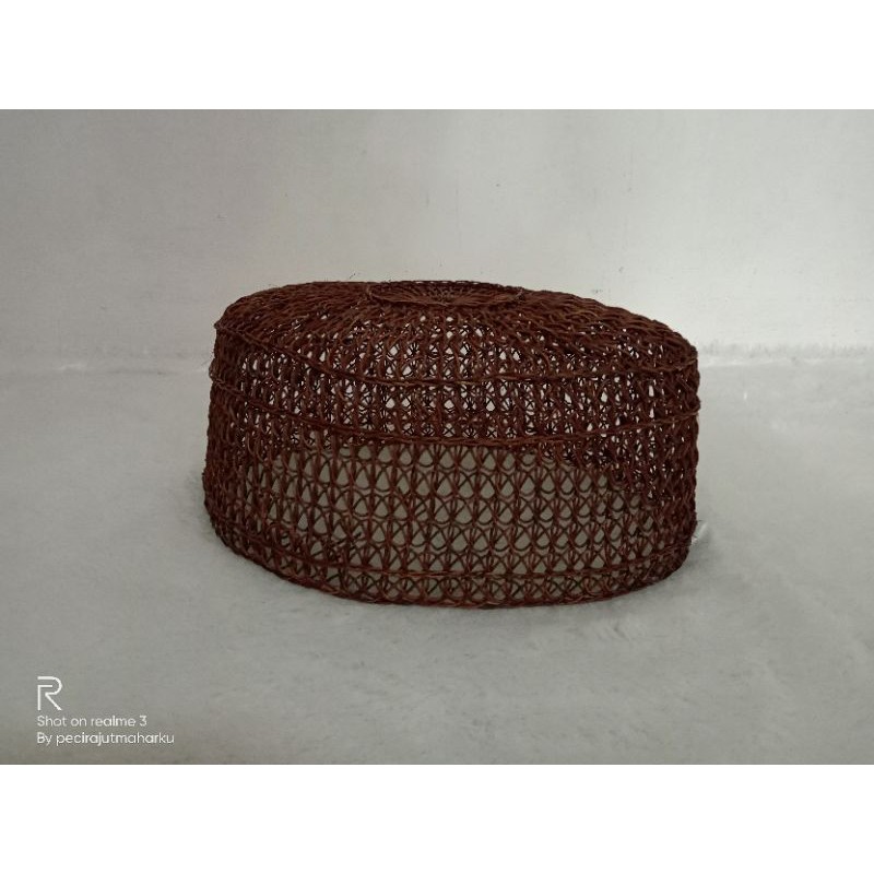 Jual peci rotan polos coklat | Shopee Indonesia