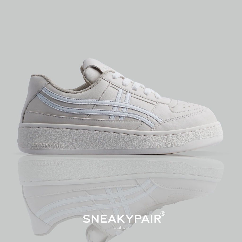 Jual [Kulit Microfiber Asli] SNEAKYPAIR Medallion Milktea Sepatu Wanita ...