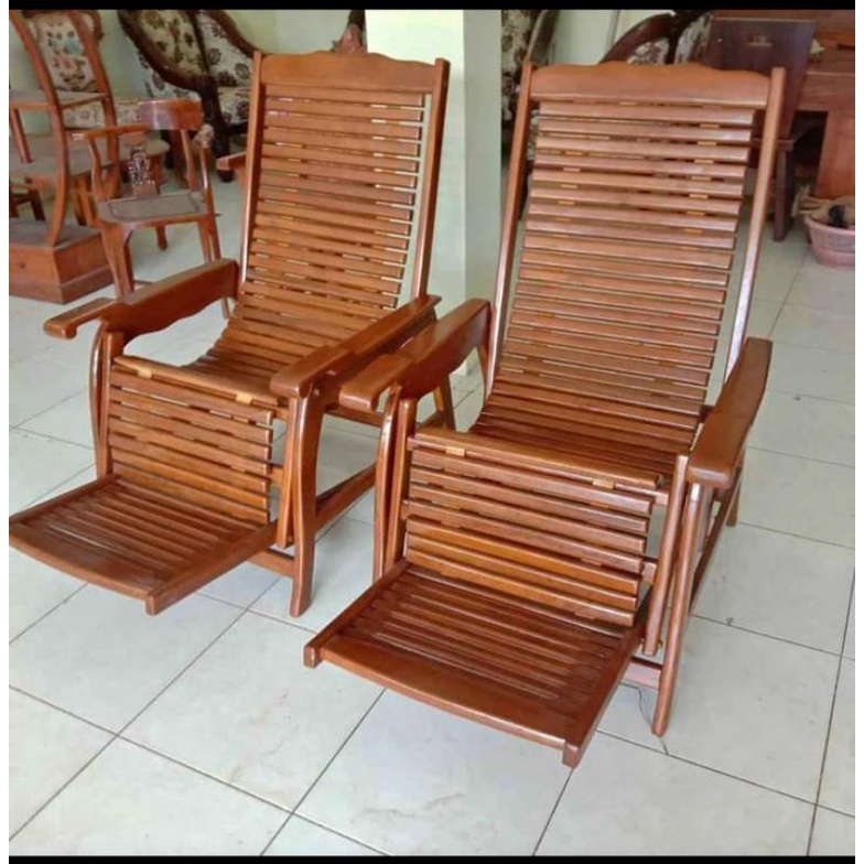 Jual kursi malas/kursi santai/kursi goyang kayu jati sudah warna ...
