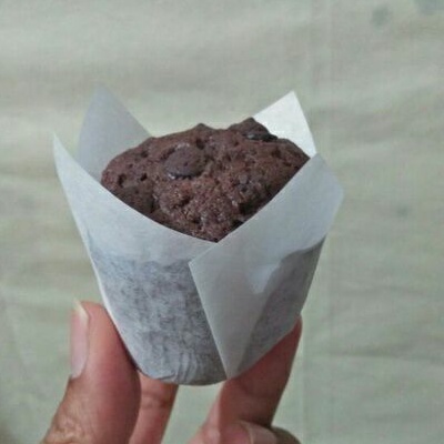 Jual Diva tulip cake cases 3,5 x 5,5 cm greaseproof paper 20 lbr kertas ...
