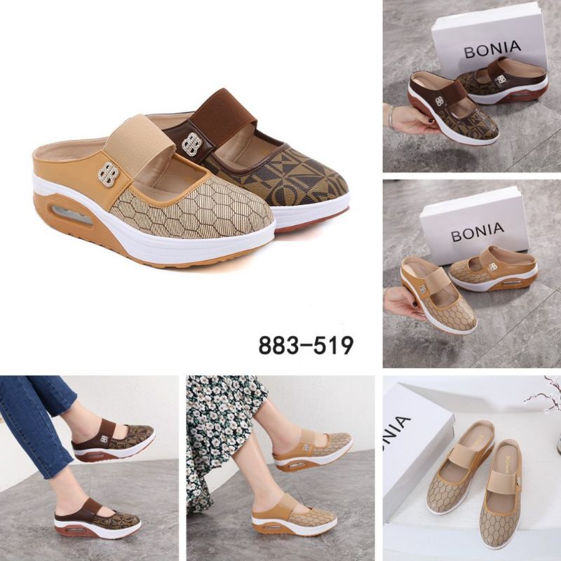 Jual Bo Monogram Logo BB Slip-On Shoes 883-519 ap | Shopee Indonesia