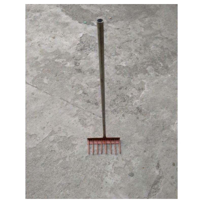 Jual garukan sampah besi, garukan sampah besar/garuk jerami /siap pakai ...