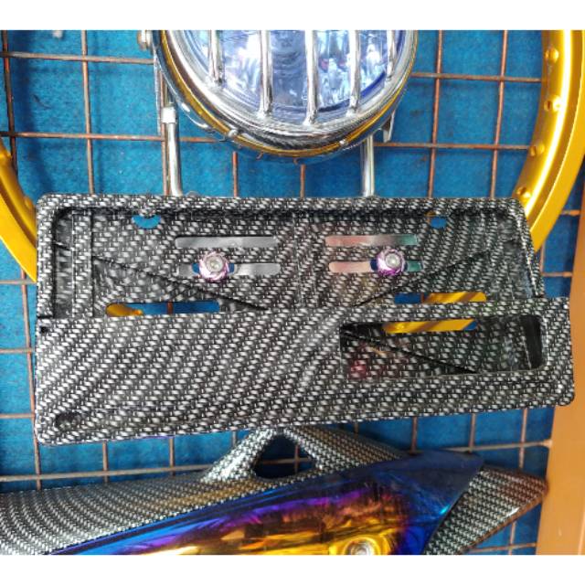 Jual BINGKAI PLAT NOMOR MOTOR CARBON UNIVERSAL | Shopee Indonesia