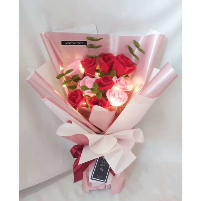 Jual Buket Mawar/Bouquet Flower/Felt Flower Premium/Buket Bunga Wisuda ...