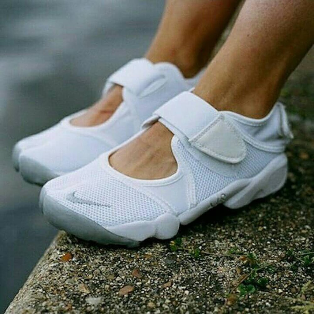 Jual Jual SNEAKERS SEPATU KETS NIKE AIR RIFT Full White ORIGINAL ...