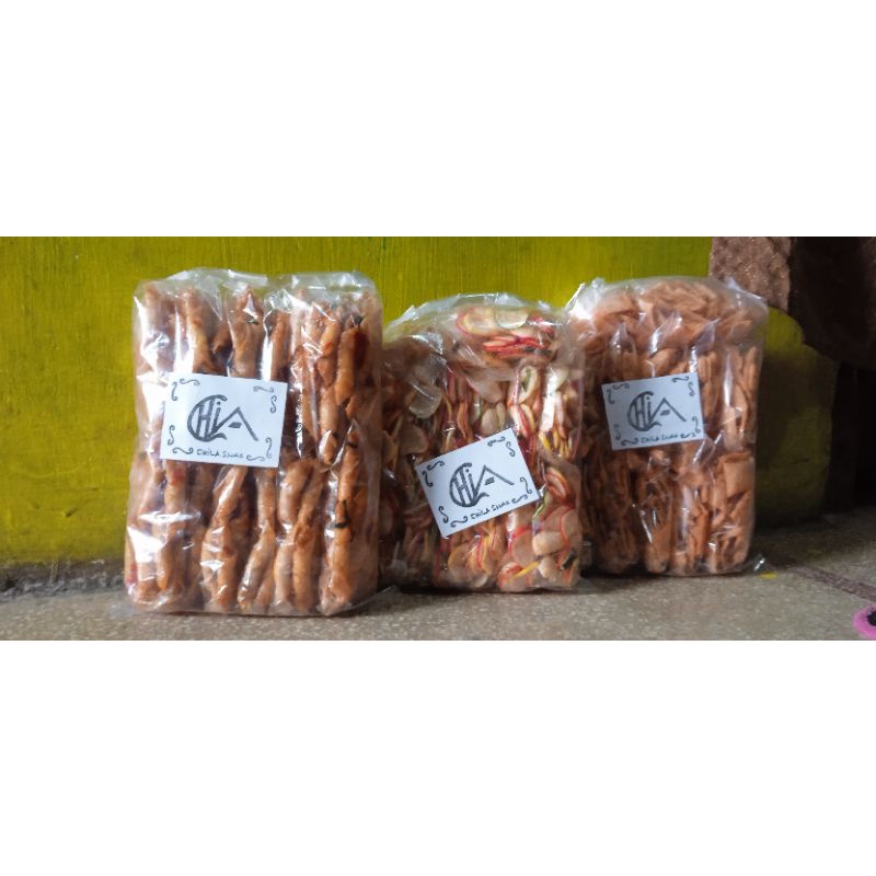 Jual cemilan chilla snack serba serbi kerupuk dan keripik pedas per ...