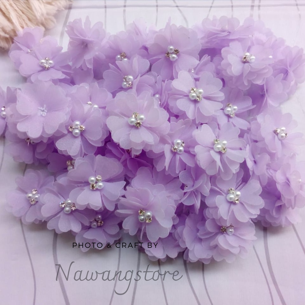 Jual Aplikasi bunga semanggi 3cm /2MTE.5K /kebaya /payet /gaun ...