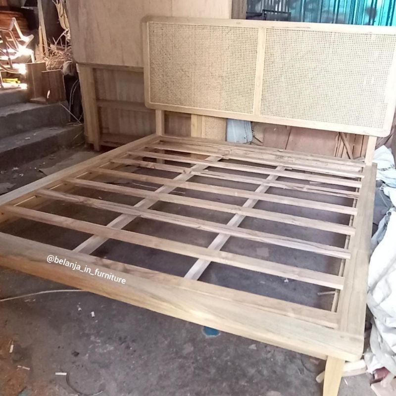 Jual Wooden Bed Webbing Rattan / Rangka Tempat Tidur / Dipan Kayu ...
