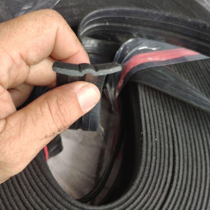 Jual karet rel kaca mobil beludru wr 018 channel Run | Shopee Indonesia