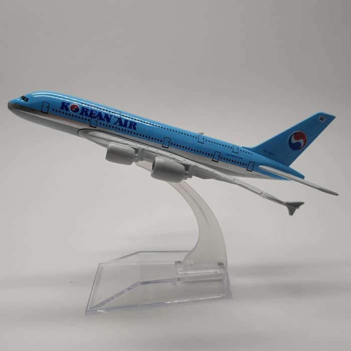 Jual Miniatur Pesawat Garuda - Diecast Pesawat Jet - Diecast Pesawat ... Jual Miniatur Pesawat Garuda - Diecast Pesawat Jet - Diecast Pesawat ...