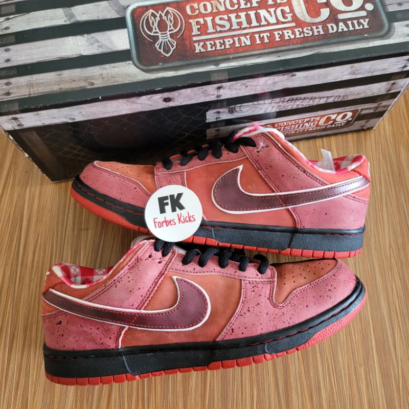 Jual Nike SB Dunk Low Red Lobster (Special Box) || bucks travis scott ...