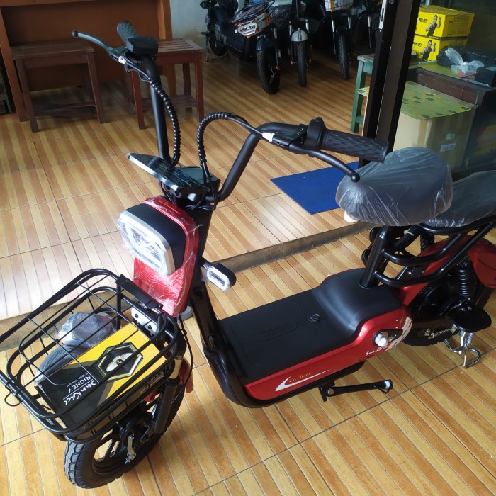 Jual OLAHRAGA SEPEDA SEPEDA LISTRIK SELIS E-BIKE SUNRACE EXECELENT ...