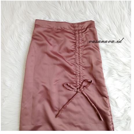 Jual Rok Serut Satin | Tamara Skirt | Myrtle Skirt | Rok Serut Casual ...