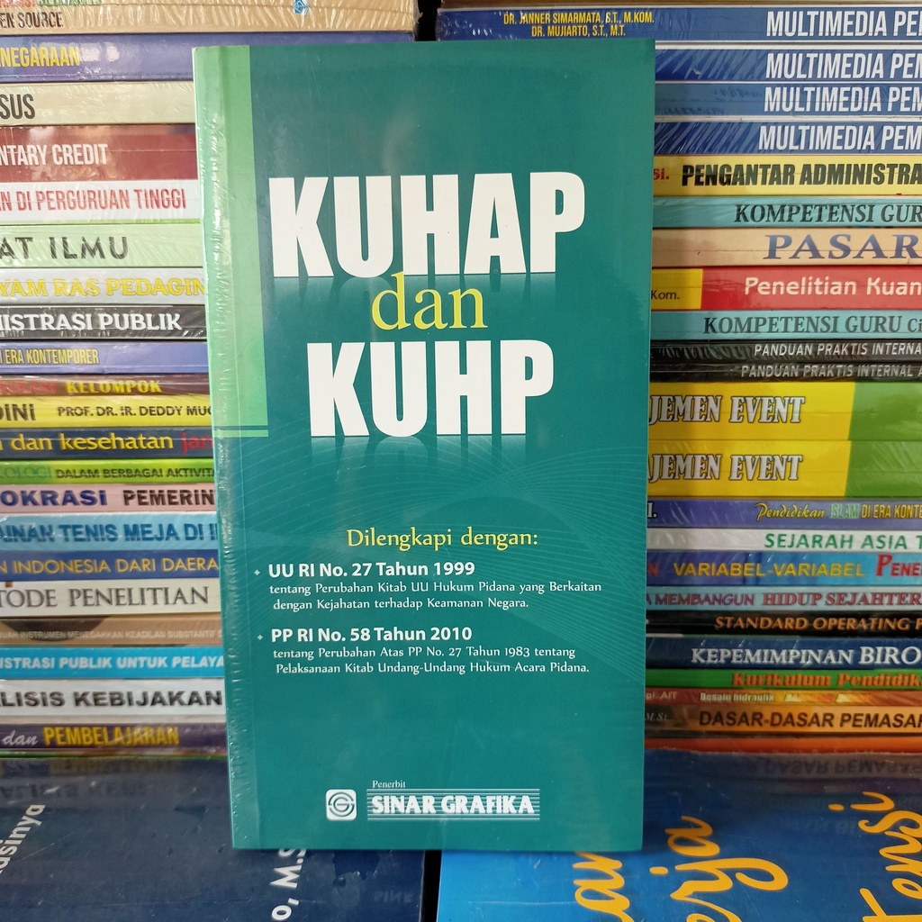 Jual Buku KUHAP dan KUHP - Redaksi Sinar Grafika | Shopee Indonesia