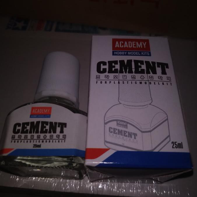 Jual Lem Model Kit Academy For Plastic Model Kit 25 Ml | Shopee Indonesia