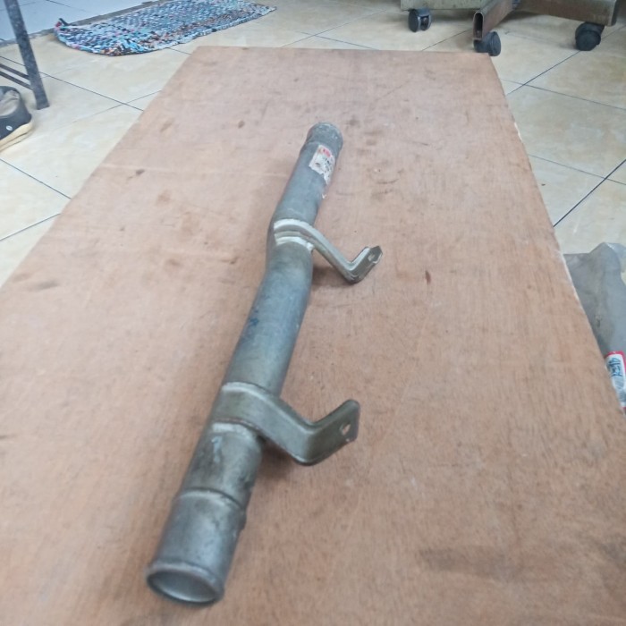 Jual Pipa radiator Daihatsu Taruna Feroza original | Shopee Indonesia