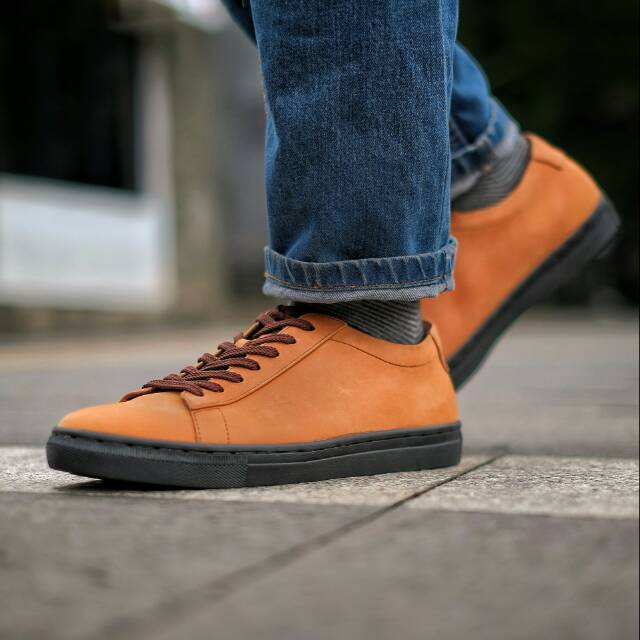 Jual Sepatu Kulit Sneakers Kerja Original Kenzios Mark Camel | Shopee ...