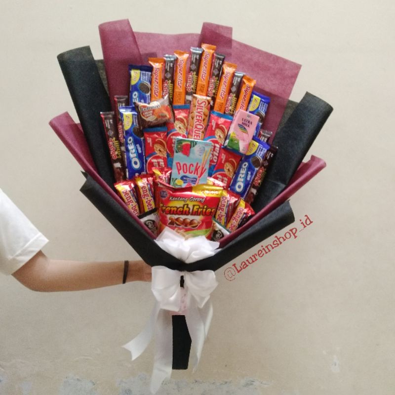 Jual buket snack jumbo/ buket makanan ringan/ buket snack besar/buket ...
