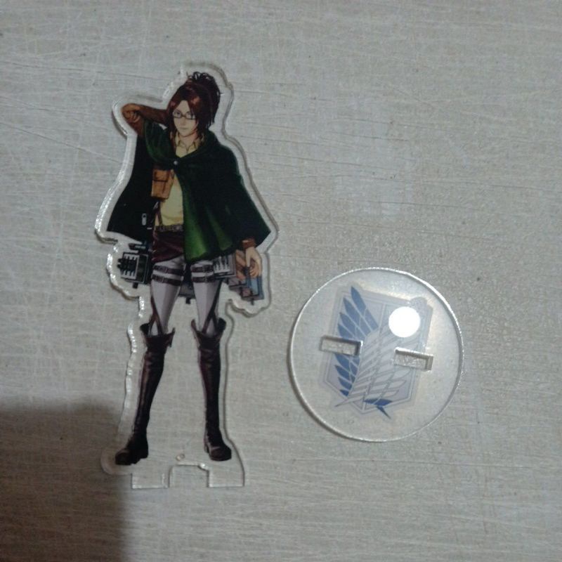 Jual Standee / Stand Acrylic Attack on Titan (AOT) Levi Misaka Annie ...