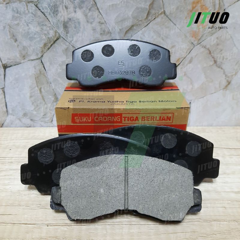 Jual [Brake Pad] Kampas Rem Depan L038/L300 OLD (1 set isi 4 pcs) | Shopee Indonesia