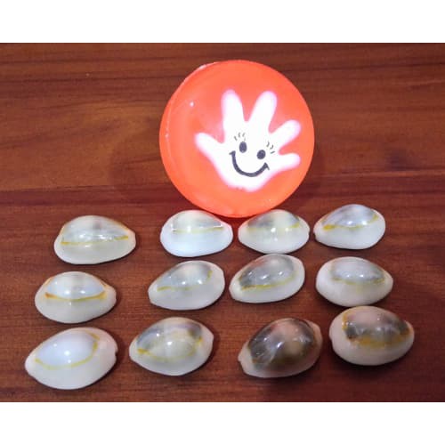 Jual Jual Set Bola Bekel Dan 12 Pit / Biji Keong Kerang Mainan Jadul ...