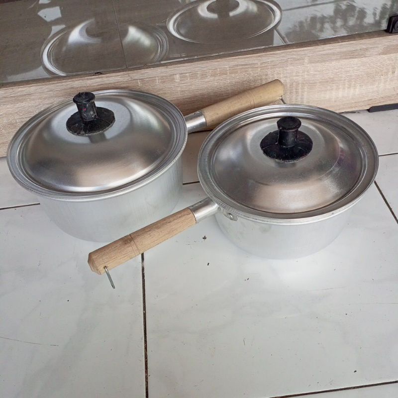 Jual Panci aluminium gagang kayu /panci susu aluminium+tutup | Shopee ...