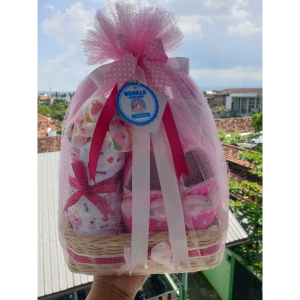 Jual parsel bayi/hampers newborn/kado lahiran/parsel keranjang/parsel ...