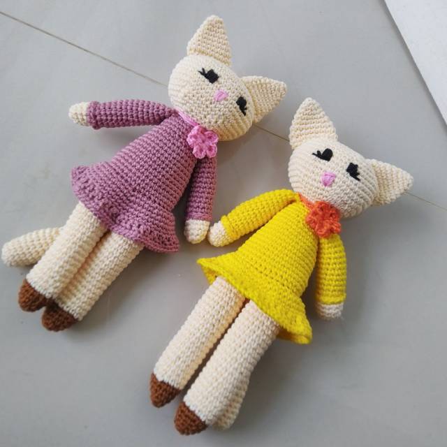 Jual Boneka rajut #amigurumi Kitty kucing | Shopee Indonesia