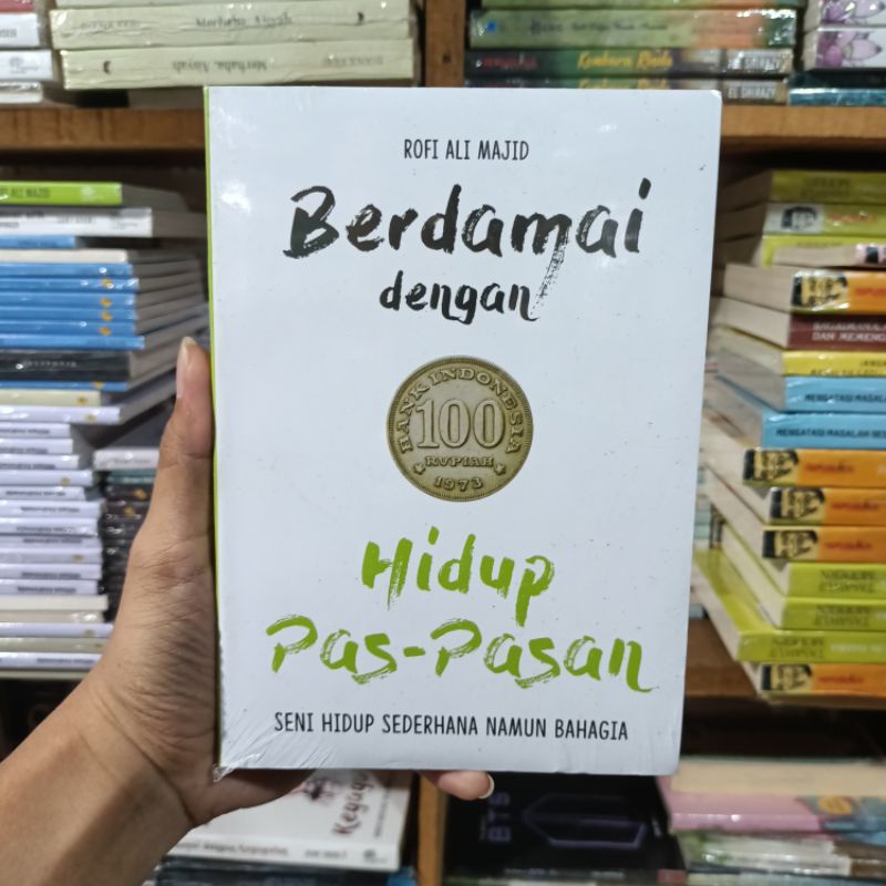 Jual Buku Berdamai Dengan Hidup Pas Pasan - Rofi Ali Majid | Shopee Indonesia