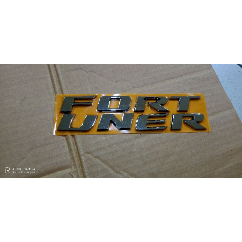 Jual emblem tulisan fortuner original | Shopee Indonesia