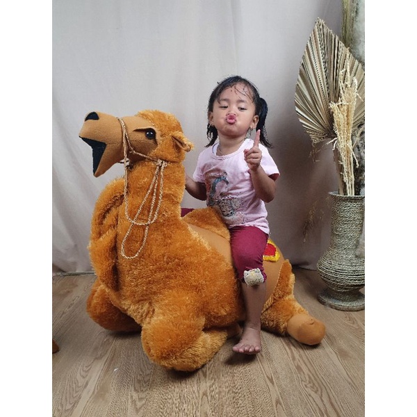 Jual Boneka unta padang pasir uk.jumbo free lampu LED | Shopee Indonesia