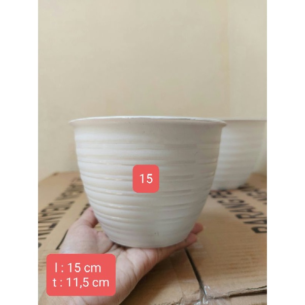 Jual Pot Tawon MDN 15 Pot Plastik HARGA GROSIR | Shopee Indonesia