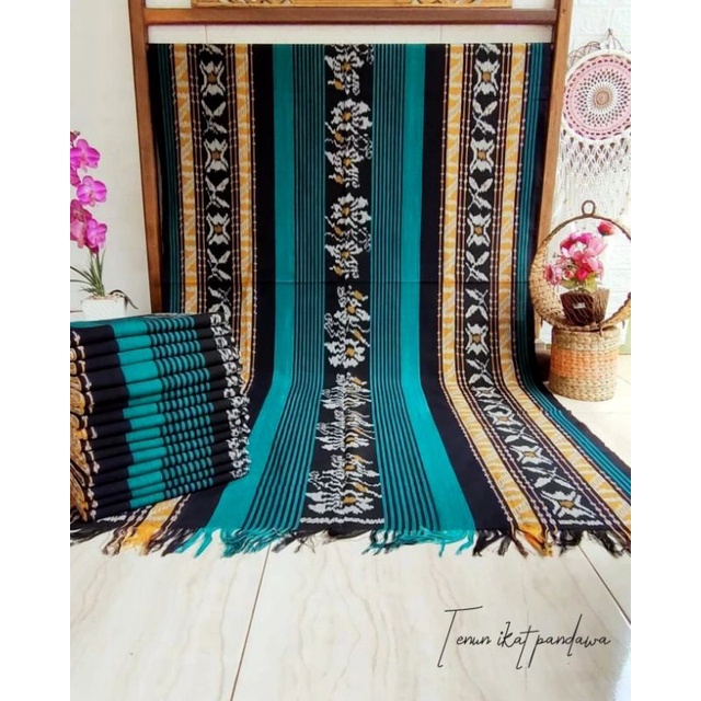Jual kain tenun ikat blanket tenun toraja tenun NTT tenun troso ...