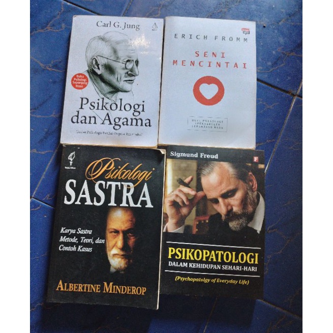 Jual Paket Buku Bacaan Psikologi (Psikologi dan Agama — Carl G. Jung, Psikologi Sastra ...