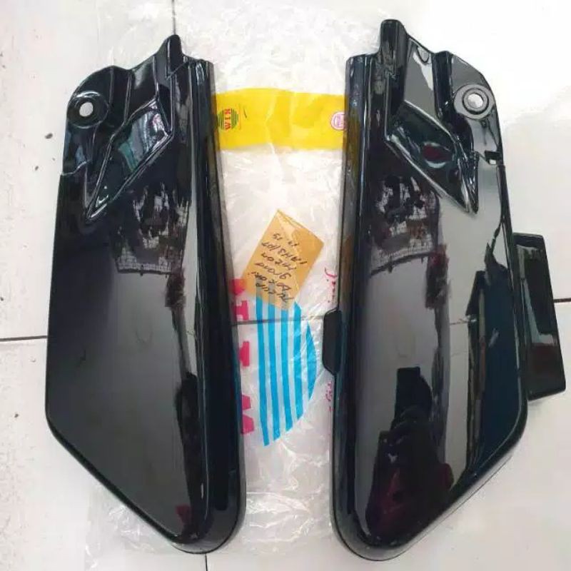Jual TUTUP box aki honda astrea grand - tutup body samping bawah ...