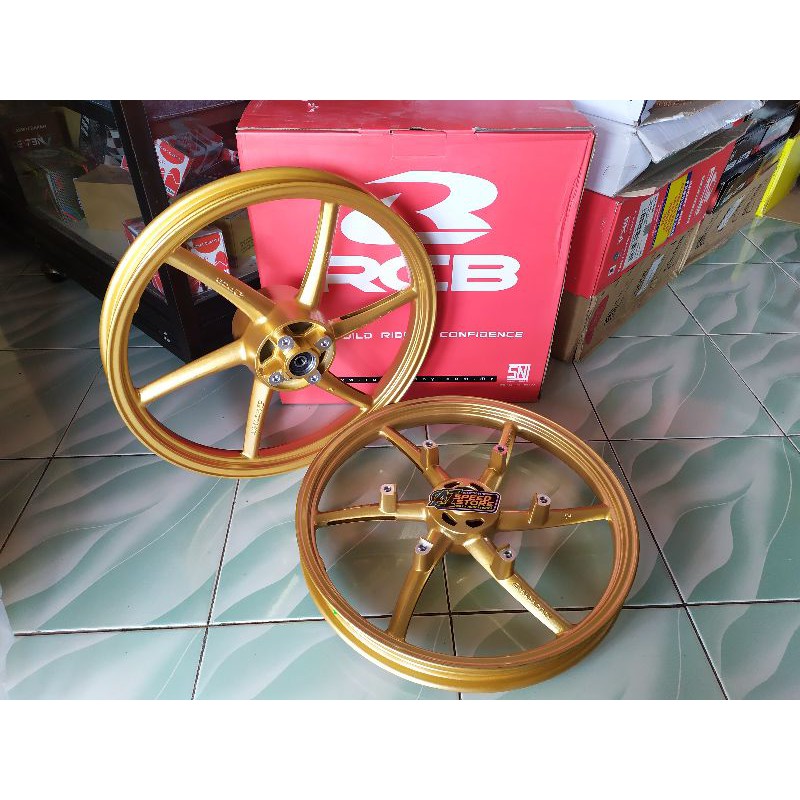Jual Velg Pelek Racing RCB Palang 6 Honda Sonic | Shopee Indonesia