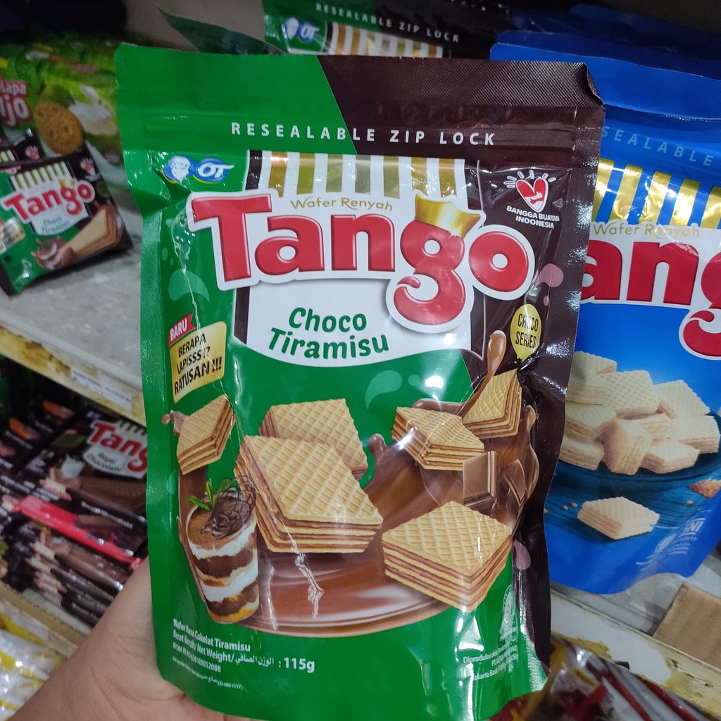 Jual TANGO Wafer Renyah Pouch 115gr Rasa Choco Tiramisu / Satuan ...