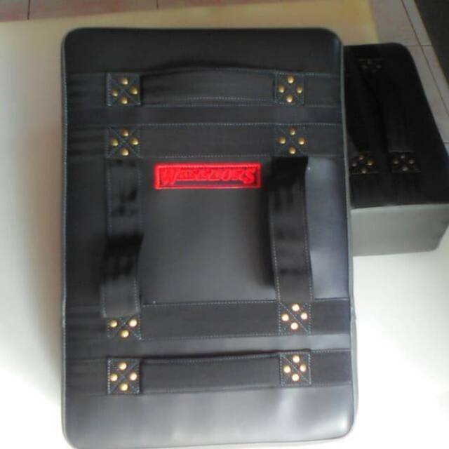 Jual Peching Pad Target Tendangan dan Pukulan Warriors (Besar) | Shopee ...