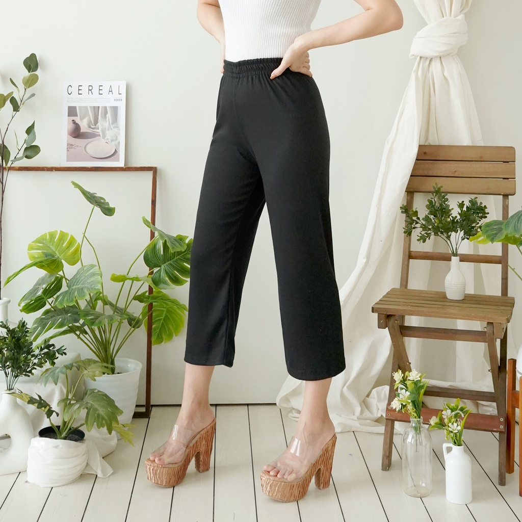 Jual Pants Knit Celana Rajut Kulot Style Wanita 090 | Shopee Indonesia